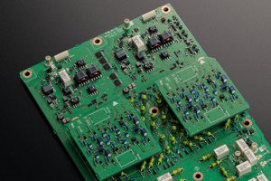 IC-7760 - Icom Europe